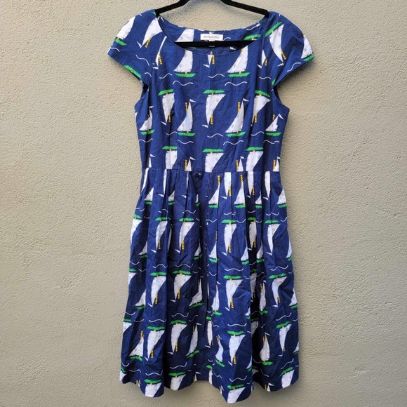 Emily And Fin | Dresses | Emily And Fin Retro Dress Modcloth British ...